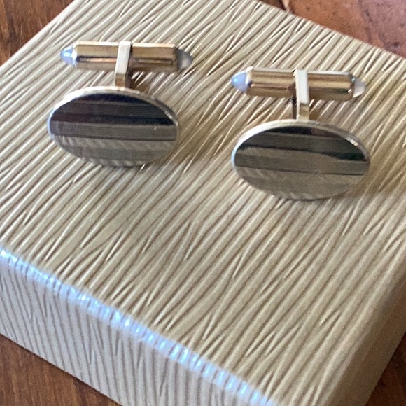 Krementz | Accessories | Vintage Krementz Marked Art Deco Oval Gold ...